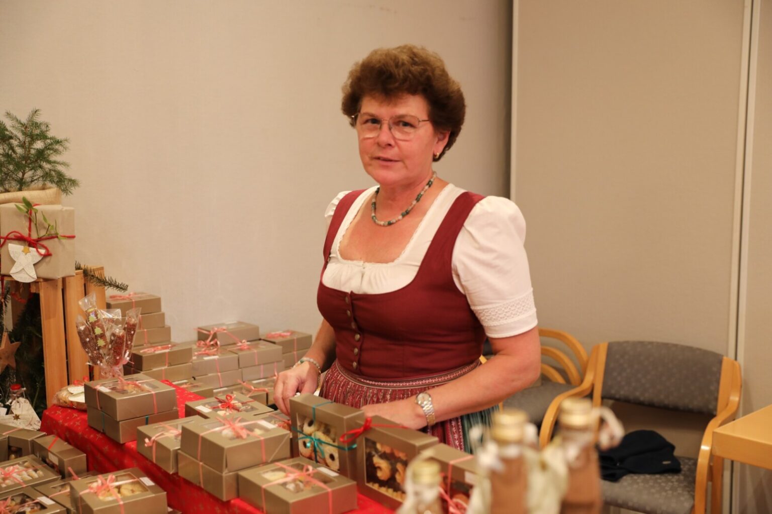 Adventmarkt im Pfarrsaal – Pfarre St. Valentin